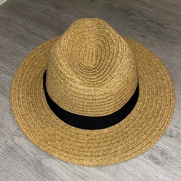 tidal tom | Accessories | Like New Tidal Tom Straw Hat With Upf 5 ...